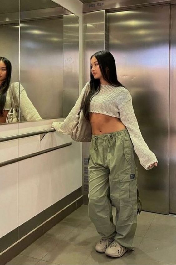 How To Style Foam Runners: Yeezy Foam Runners On Feet