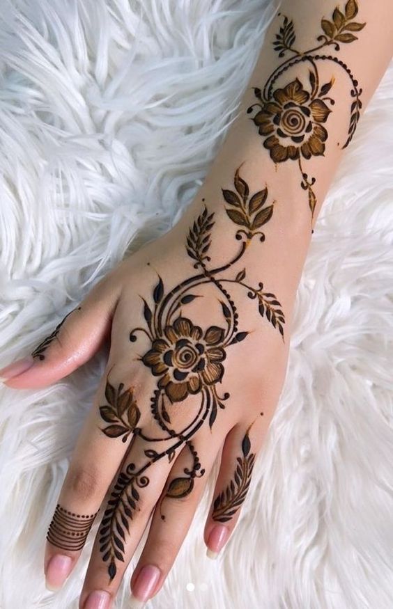 25 Unique Arabic Mehndi Design