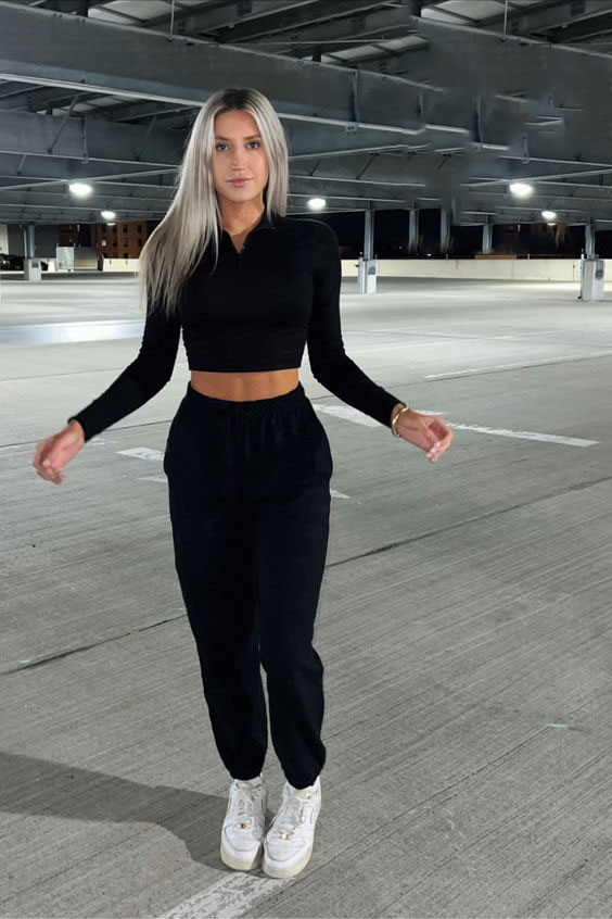 What To Wear With Black Sweatpants: Women's Style Guide