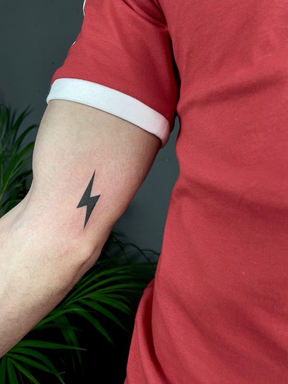 25 Cool Simple Tattoo Ideas For Men
