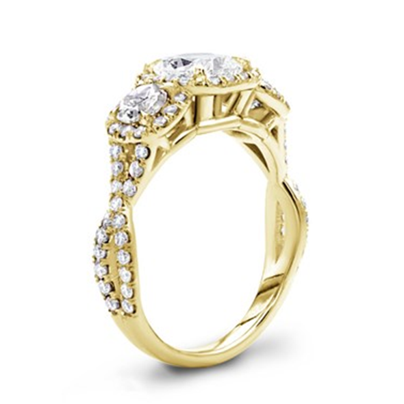 Choosing The Perfect Ruby Engagement Ring: Tips And Trends