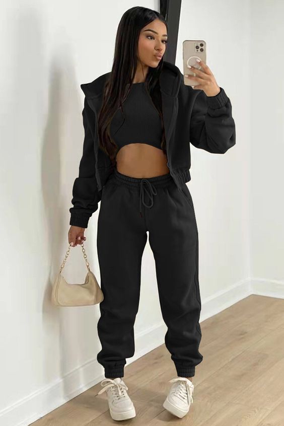 What To Wear With Black Sweatpants: Women's Style Guide